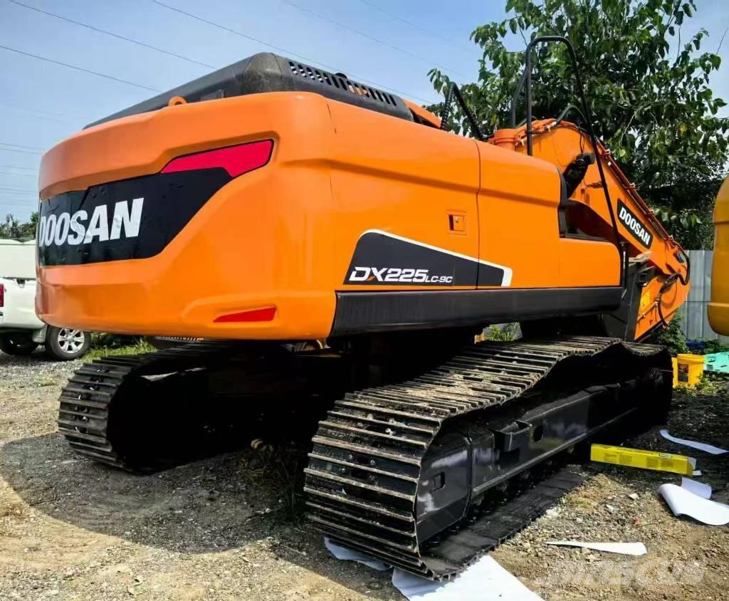 Doosan DX 225, 2023, China - Tweedehands rupsgraafmachines - Mascus ...